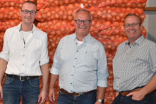 "洋葱出口正按部就班地进行，但关键问题仍然是圣诞节之后的行情会怎样"